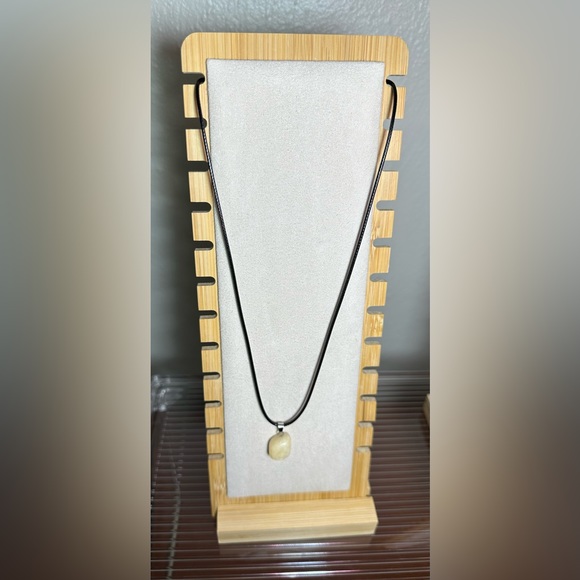 The Robin’s Nest Design Studio | Jewelry | New Light Tan Stone Necklace ...